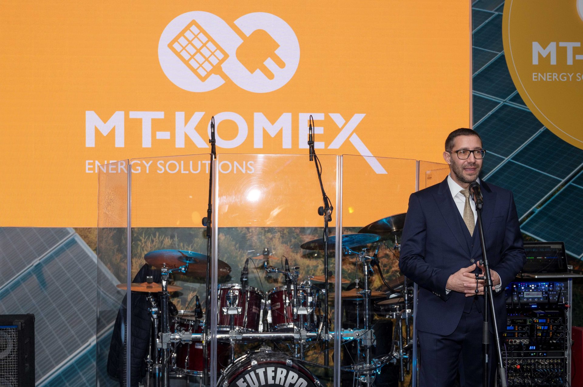 JUBILEJ KOMPANIJE MT -KOMEX - Energetski Portal