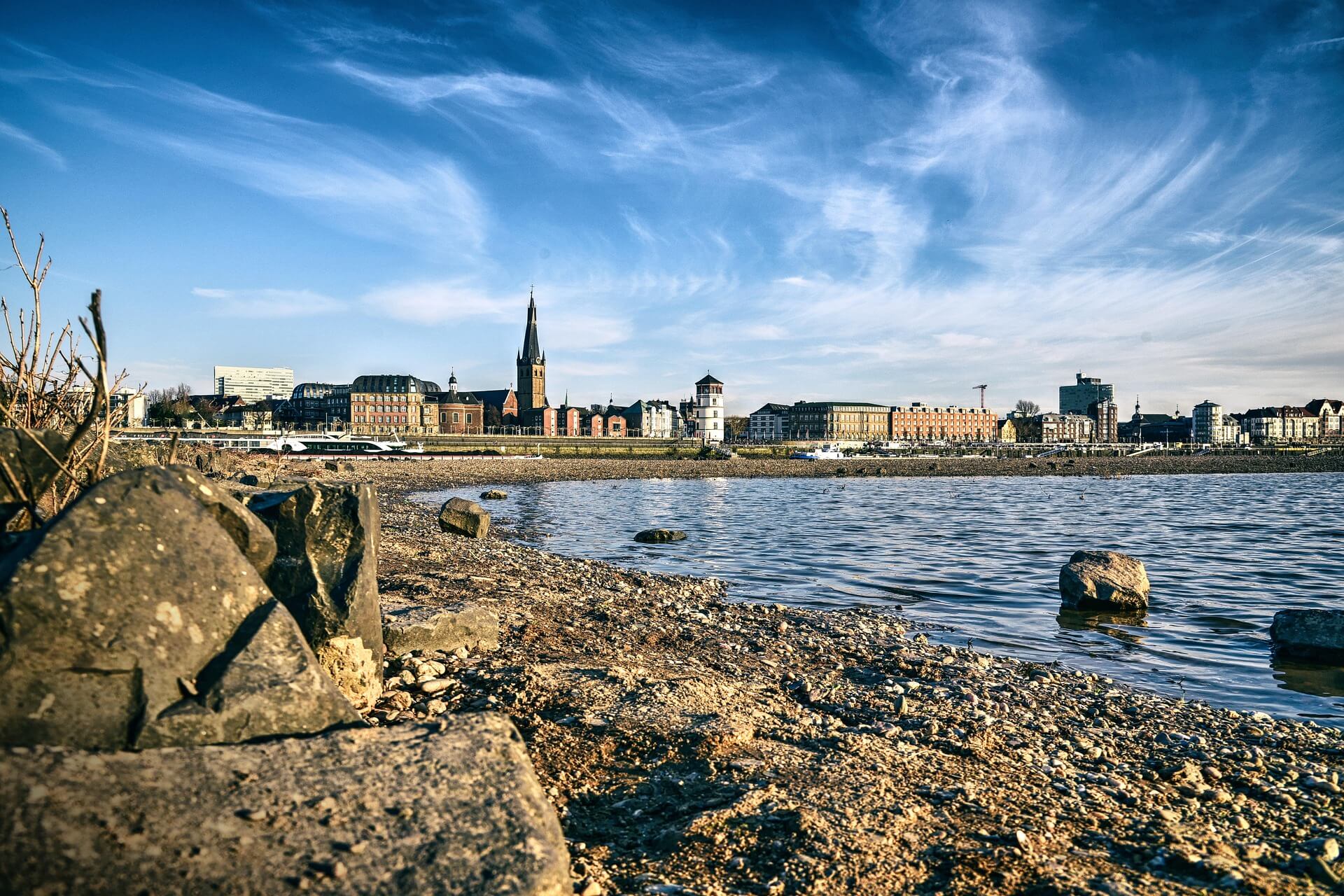 Naučnici zabrinuti - reka Rajna bi mogla dostići kritične temperature ...